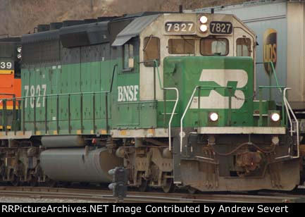 BNSF SD40-2 7827